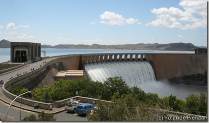 Travel Africa On A Budget: Gariep Dam/Lake Gariep: Facts and Information